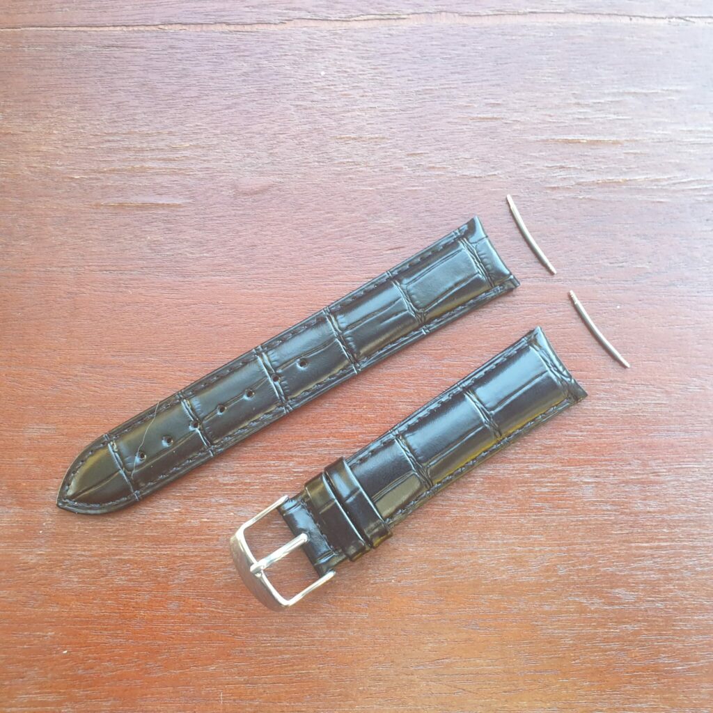 Curved Lug Alligator Patterned Leather Watch Strap / Clasp or buckle ...