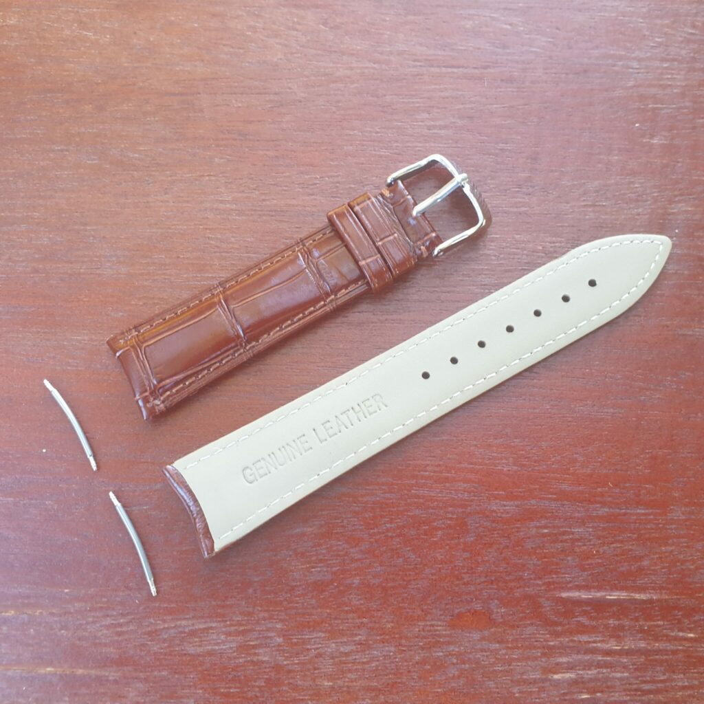 Curved Lug Alligator Patterned Leather Watch Strap / Clasp or buckle ...